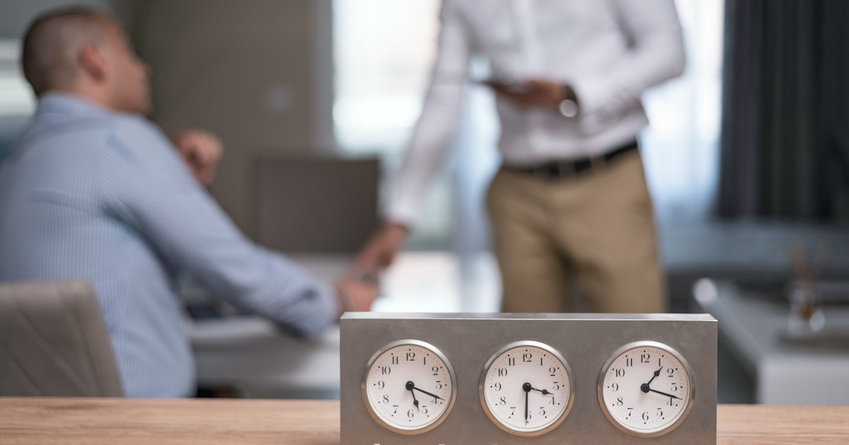 Mastering Time Zones: Strategies for Global Remote Success